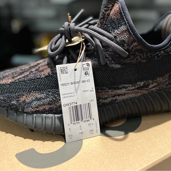 Yeezy | Shoes | Nwt Adidas Yeezy Boost 35 V2 Mx Rock Mens 65 Womens 85 ...